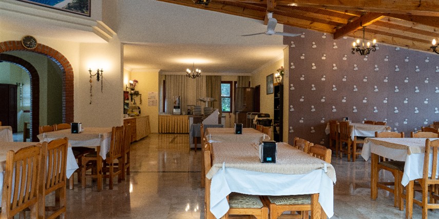 Belcehan Beach Hotel