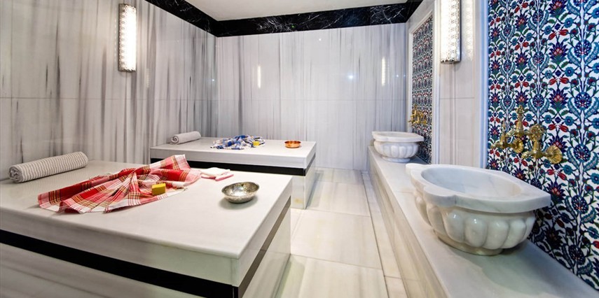 Bonjur Hotel Thermal & Wellness Club