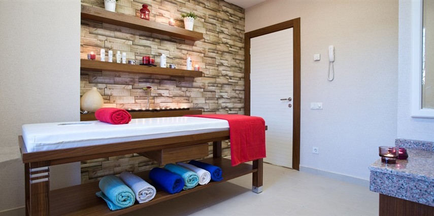 Bonjur Hotel Thermal & Wellness Club