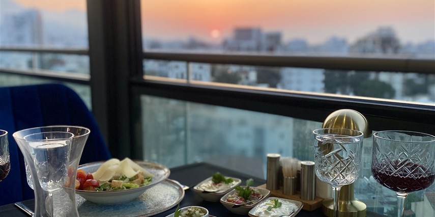 Nurel Shark Residence